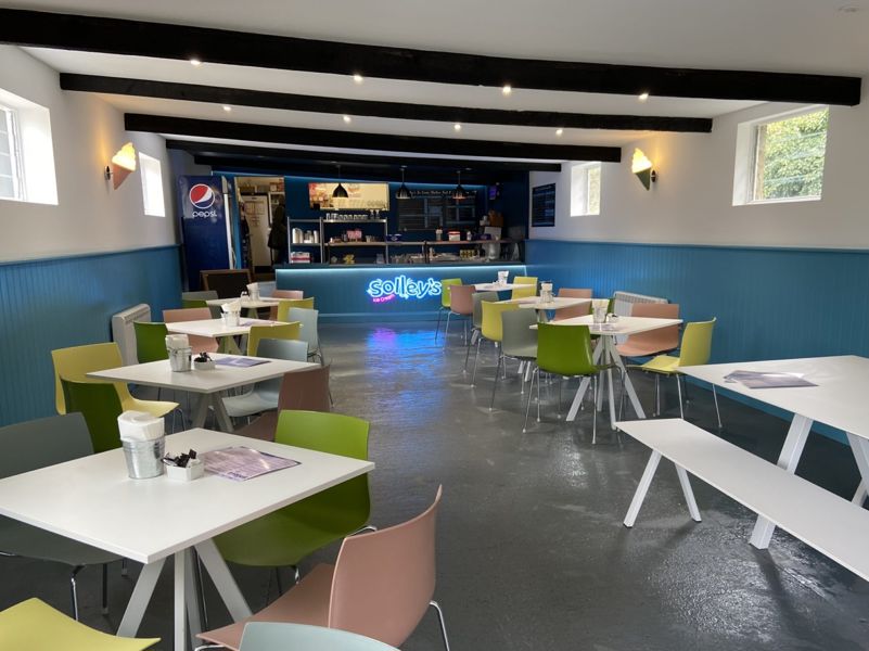 Solley's Ice Cream Parlour and Cafe - White Cliffs Country